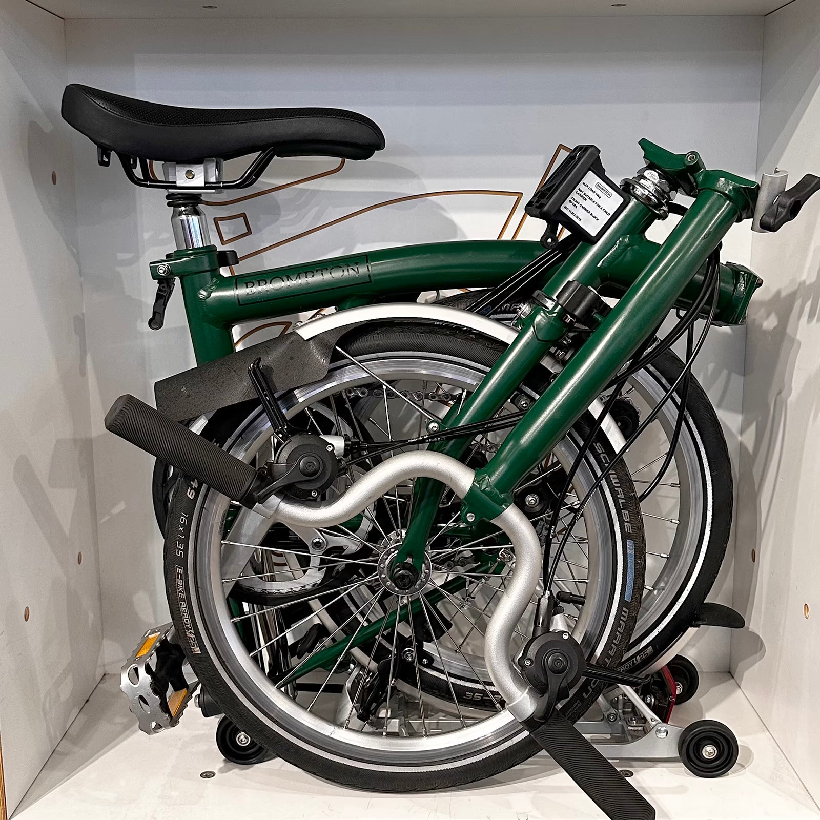 USED Brompton Mid Bar, Six Speed, Racing Green with Rack (M6R) – Clever Cycles | Bikes & Ebikes