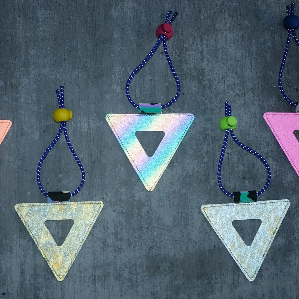 Visto Reflector - Rainbow – Clever Cycles | Bikes & Ebikes